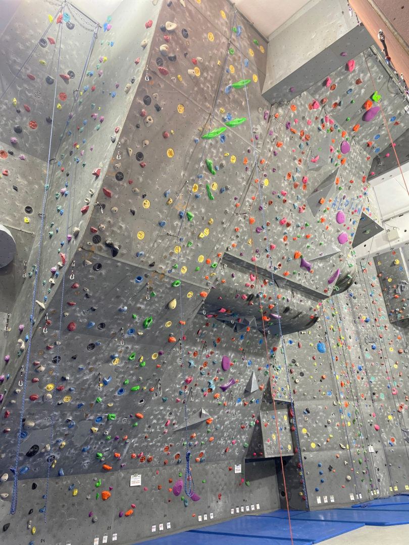 Photos | Roc et Résine - La première salle d escalade en France, aux ...